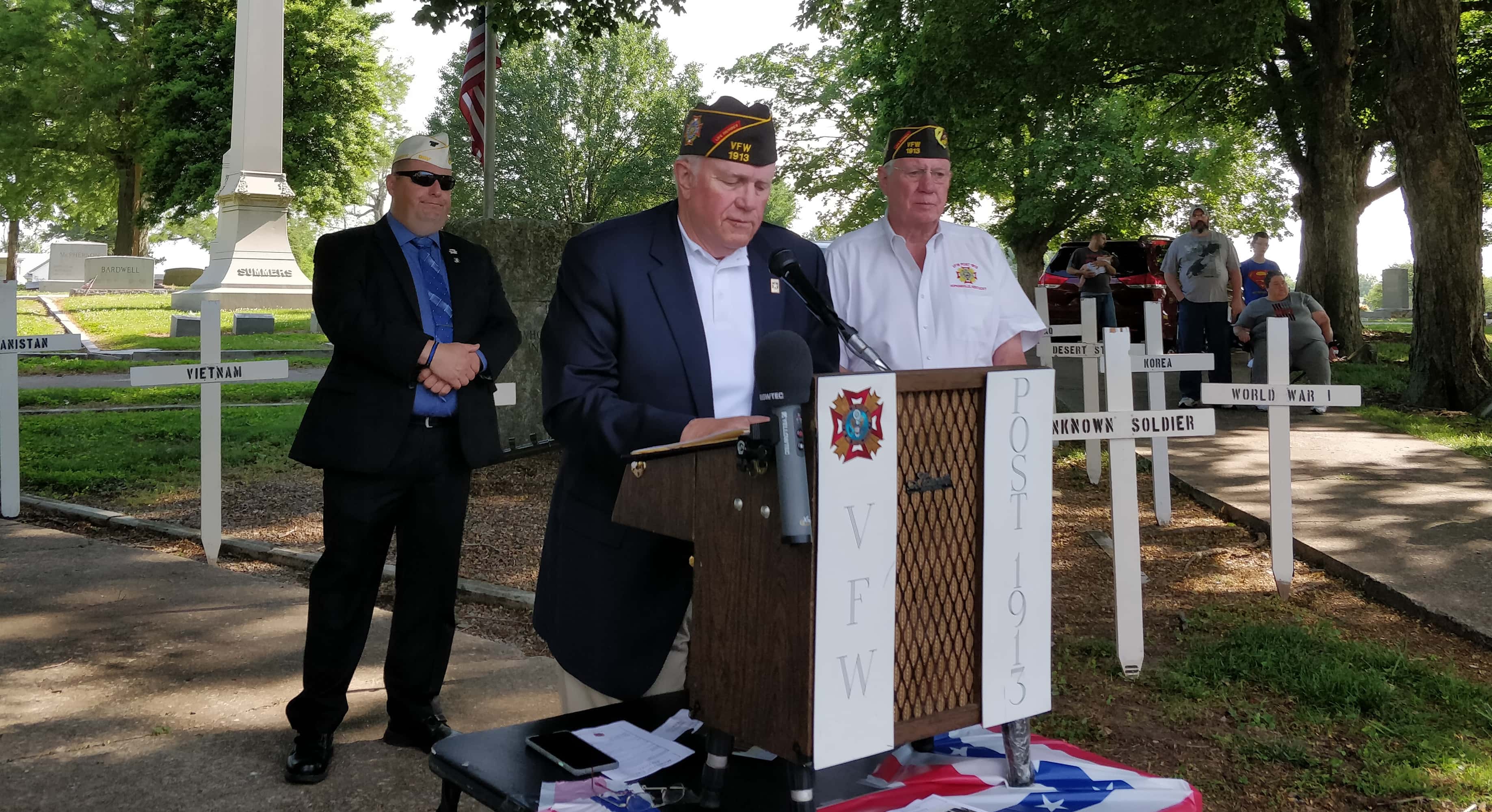 Hundreds Attend Hopkinsville VFW Memorial Services | WKDZ Radio