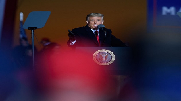 Trump speaks from behind bulletproof glass at 1st outdoor rally since ...