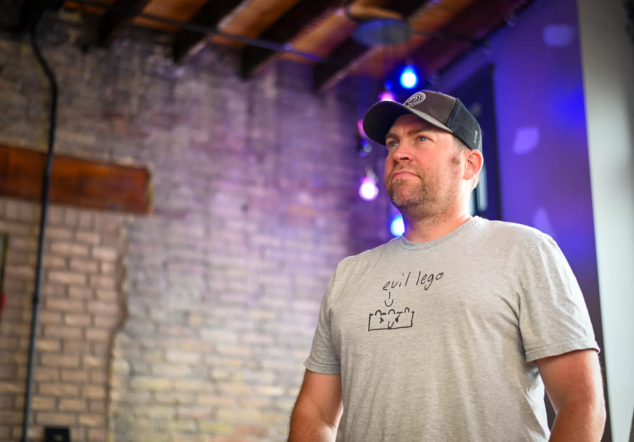 95.3 The Bull | WRTB-FM | Rockford Country Radio