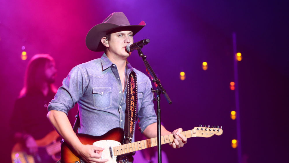 Jon Pardi shares the music video for 'Your Heart Or Mine' | W 105 Your ...