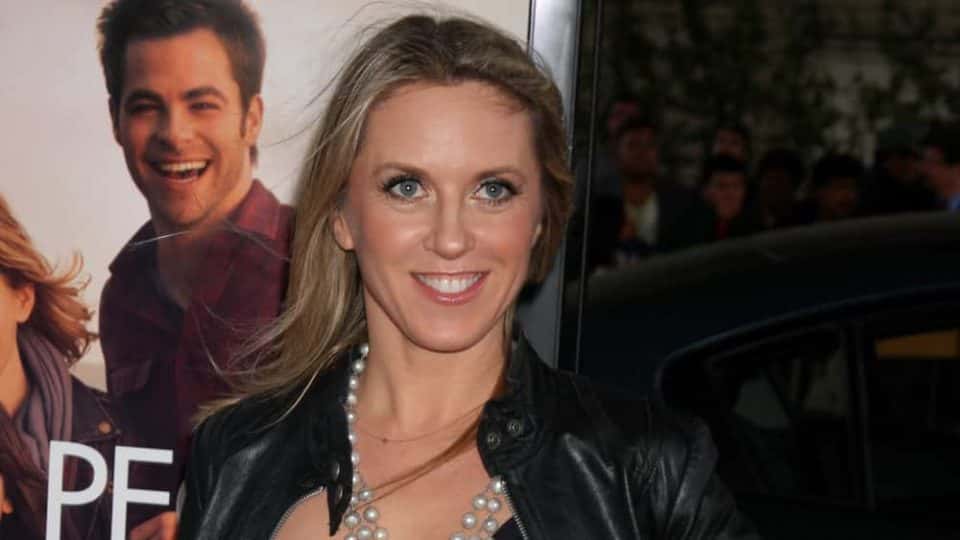 Liz Phair Announces First Album In Over 10 Years, Debuts New Music ...