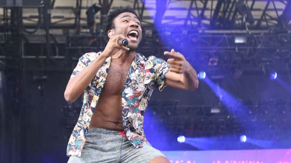 Donald Glover Officially Releases New Childish Gambino Album | Raza 102 ... Donald Glover Officially Releases New Childish Gambino Album | Raza 102 ...
